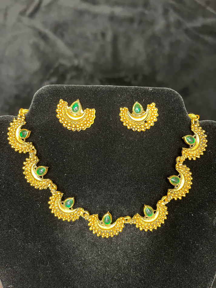 Green Chandra Pattern Necklace Set – Diya Collections
